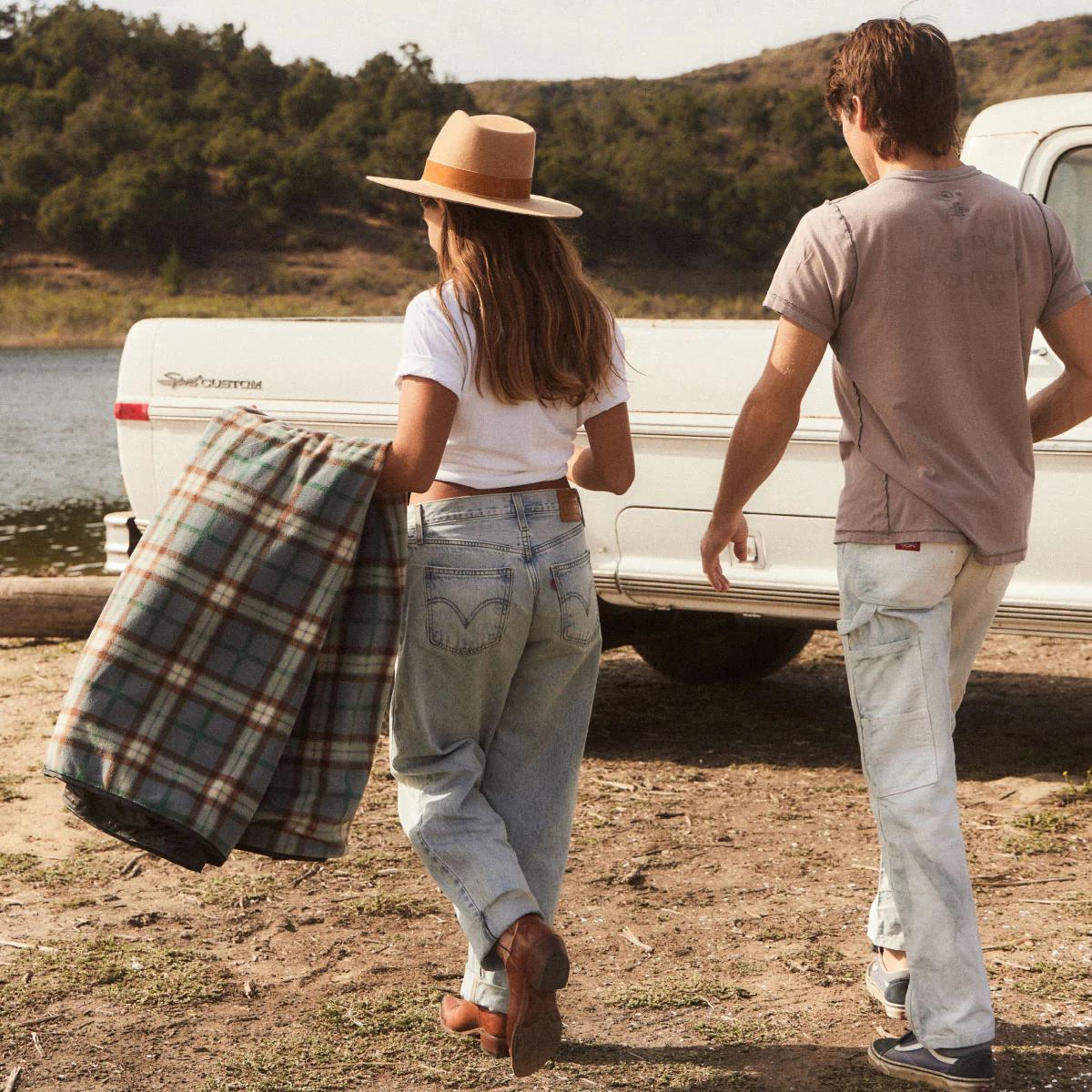 How to host a memorable company picnic